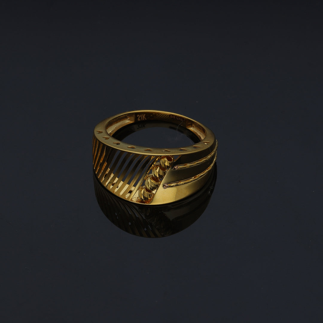 Buy Gold Modern Cut Ring 21KT – Elegant Design in Kuwait – FK Jewellers